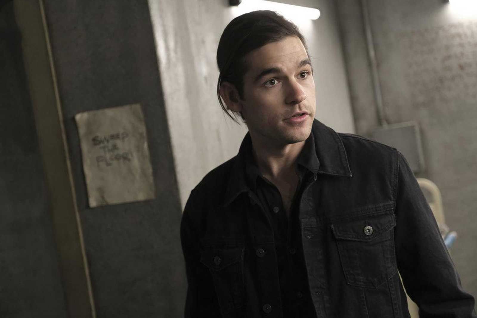 The Magicians : The Magicians : Photo Jason Ralph - 152 sur 365 - AlloCiné