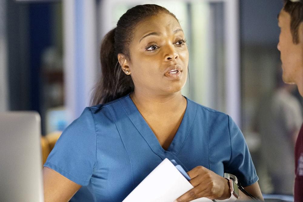 Photo de Marlyne Barrett - Chicago Med : Photo Marlyne Barrett - Photo ...