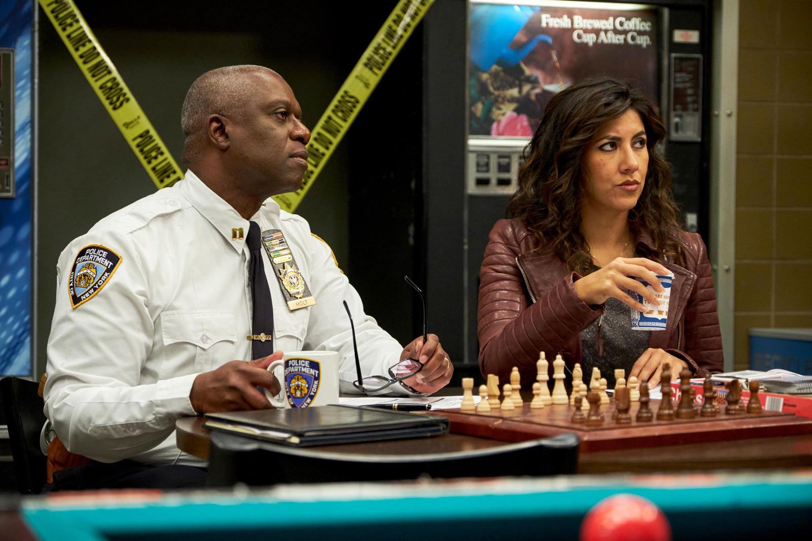 Brooklyn Nine-Nine : Brooklyn Nine-Nine : Photo Stephanie Beatriz, Andre Braugher - 271 sur 689 ...