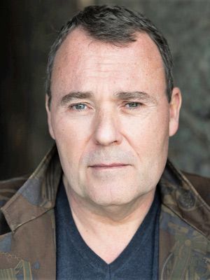 Cyril Necker : Sa biographie - AlloCiné