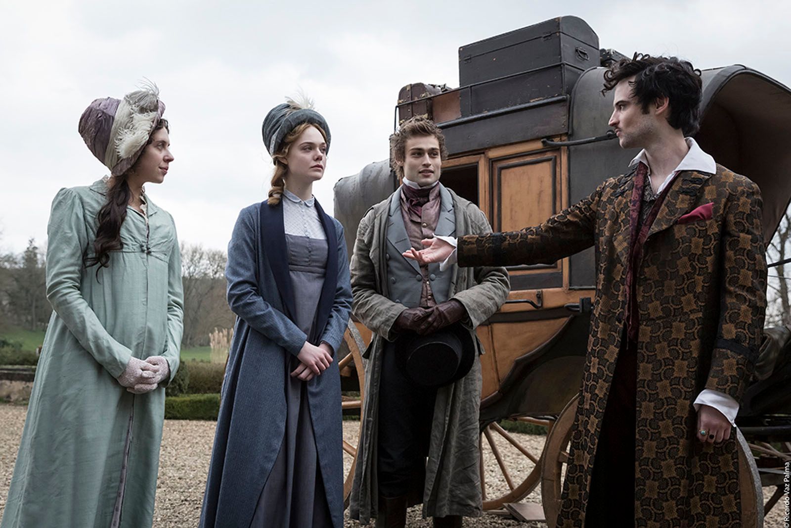 Photo de Tom Sturridge - Mary Shelley : Photo Bel Powley, Douglas Booth ...