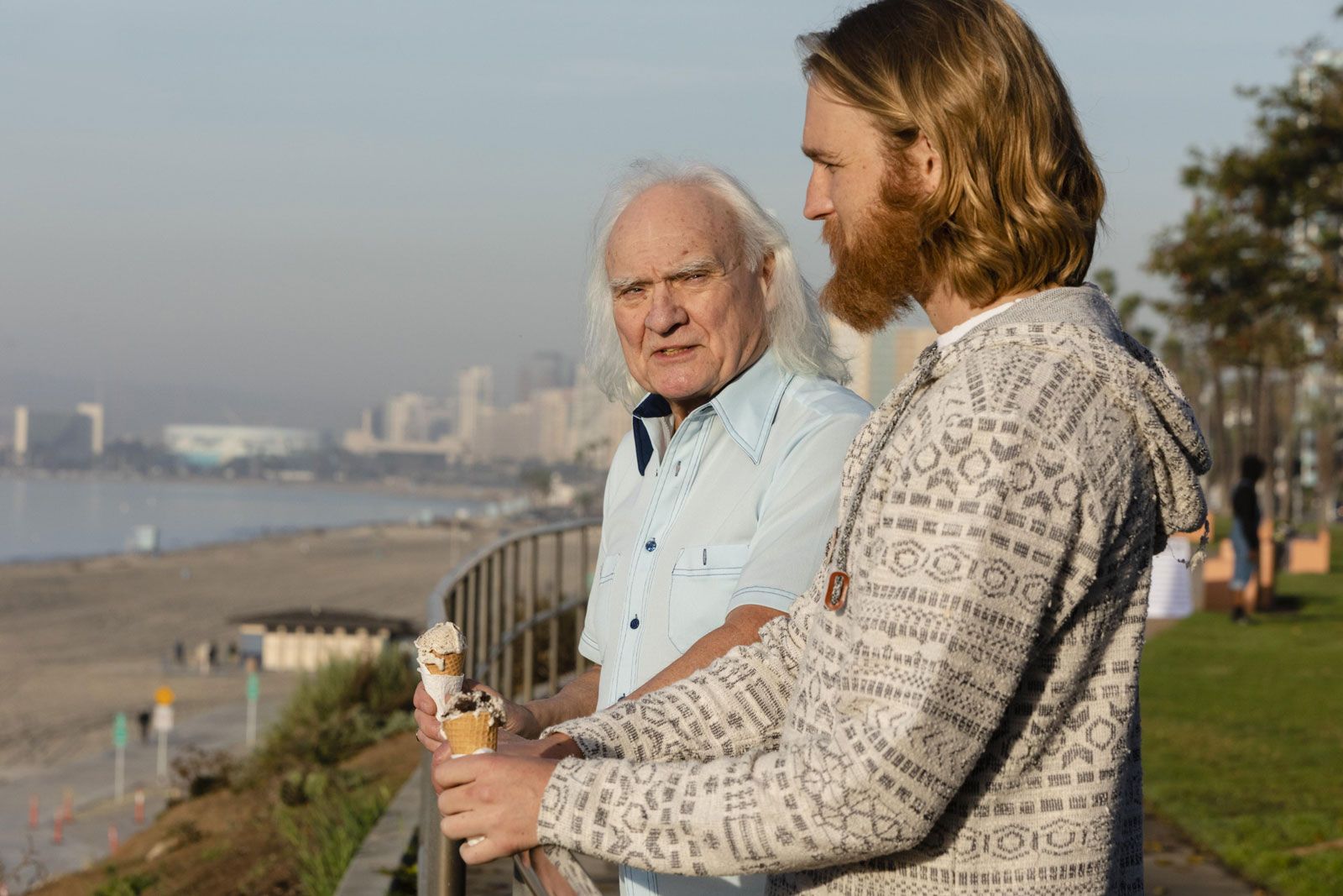Lodge 49 : Lodge 49 : Photo Kenneth Welsh, Wyatt Russell - 70 sur 105 ...