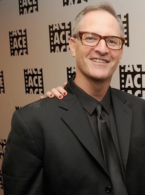 Stewart Schill - AlloCiné