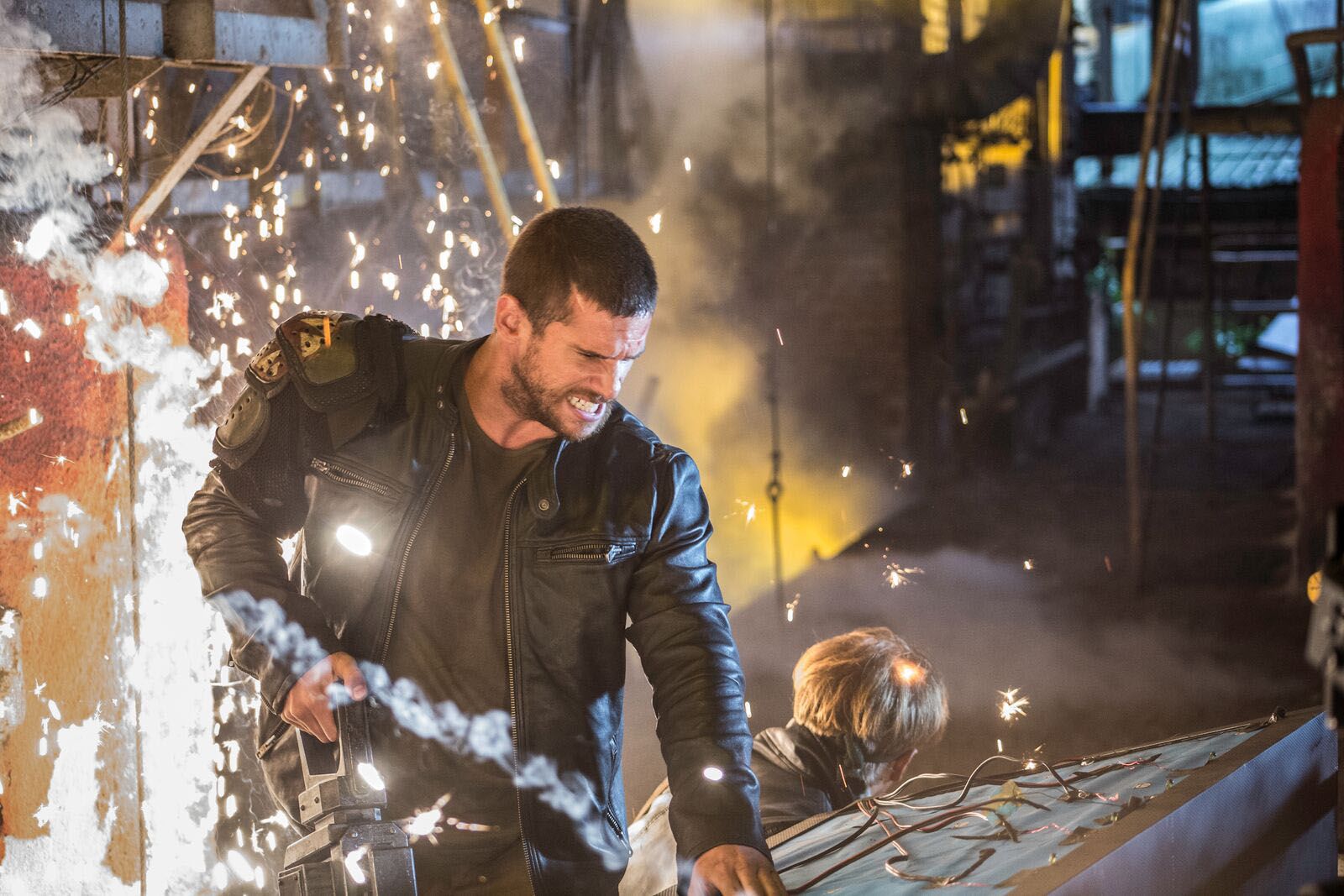 Photo de Dan Ewing - Invaders : Photo Dan Ewing - AlloCiné