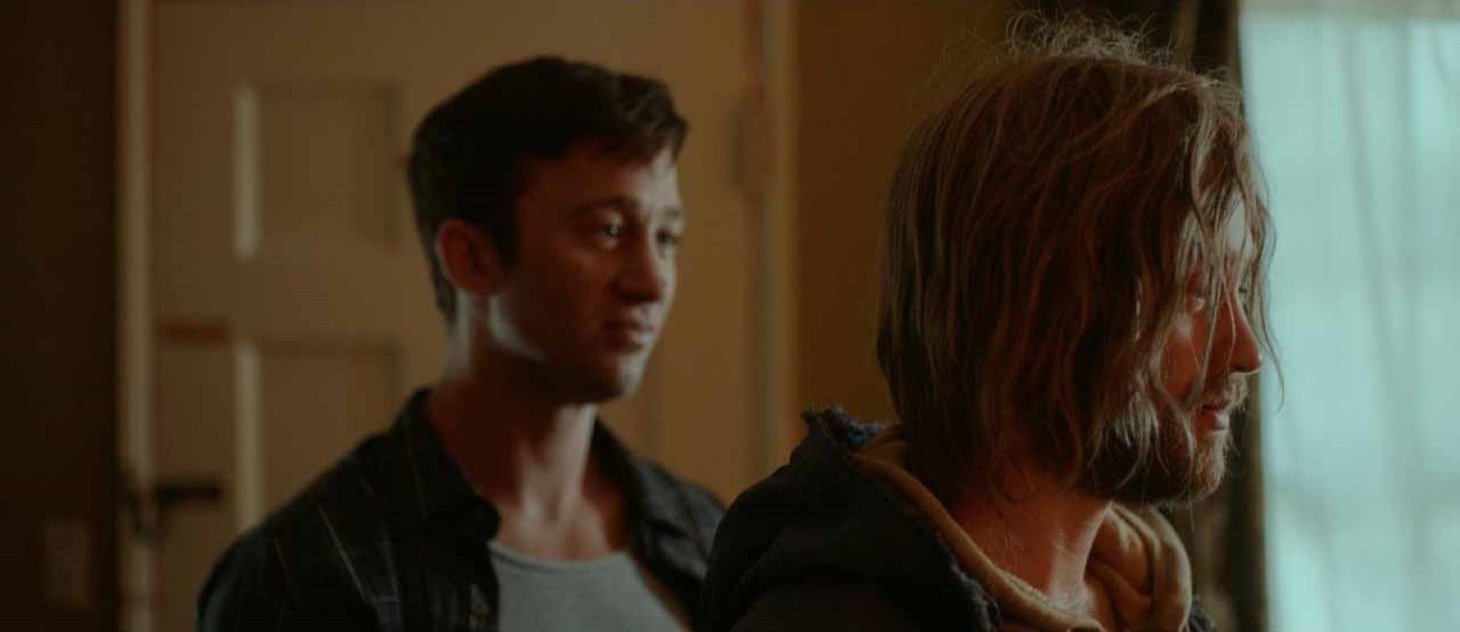 Photo du film Burning Shadow - Photo 2 sur 12 - AlloCiné