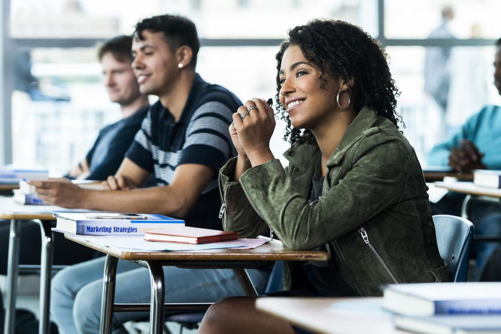 Photo de Victoria Janicki - God Friended Me : Photo Victoria Janicki ...