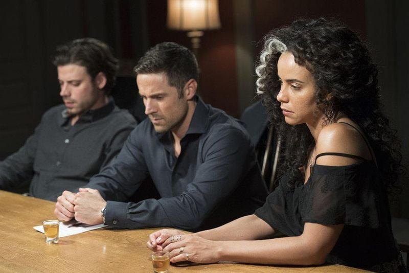 Photo de Dylan Bruce - Midnight, Texas : Photo François Arnaud, Dylan ...