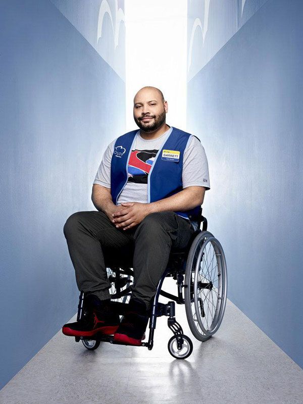 Superstore : Photo Colton Dunn - 202 sur 503 - AlloCiné