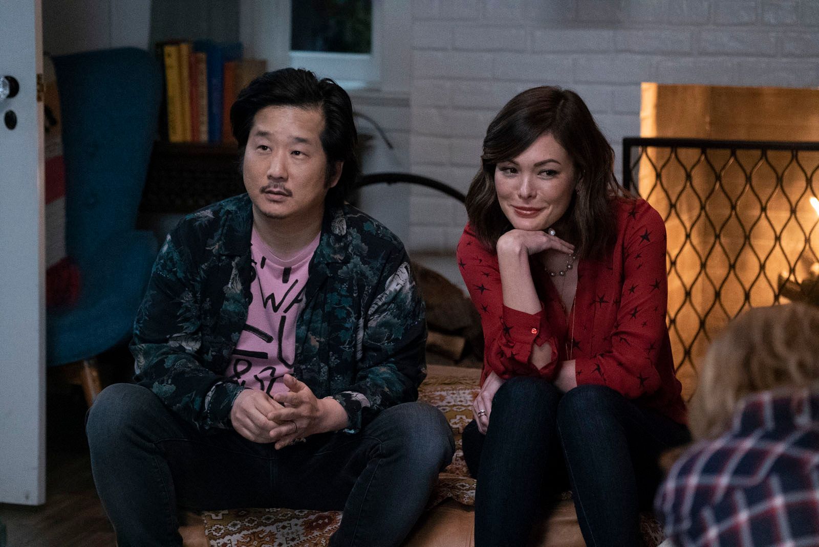 Splitting Up Together : Splitting Up Together : Photo Lindsay Price ...