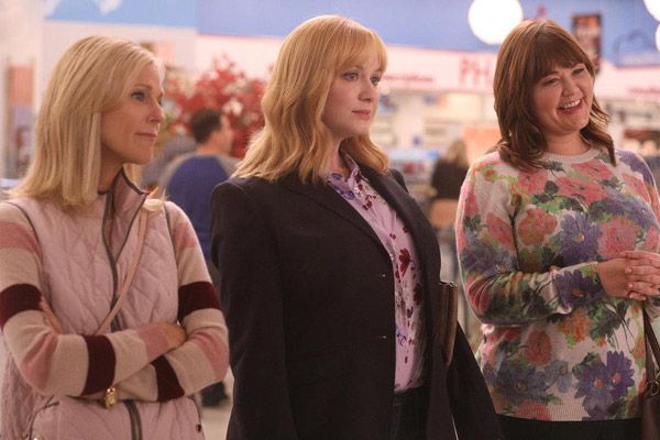 Good Girls : Good Girls : Photo Christina Hendricks, Mary Hollis ...