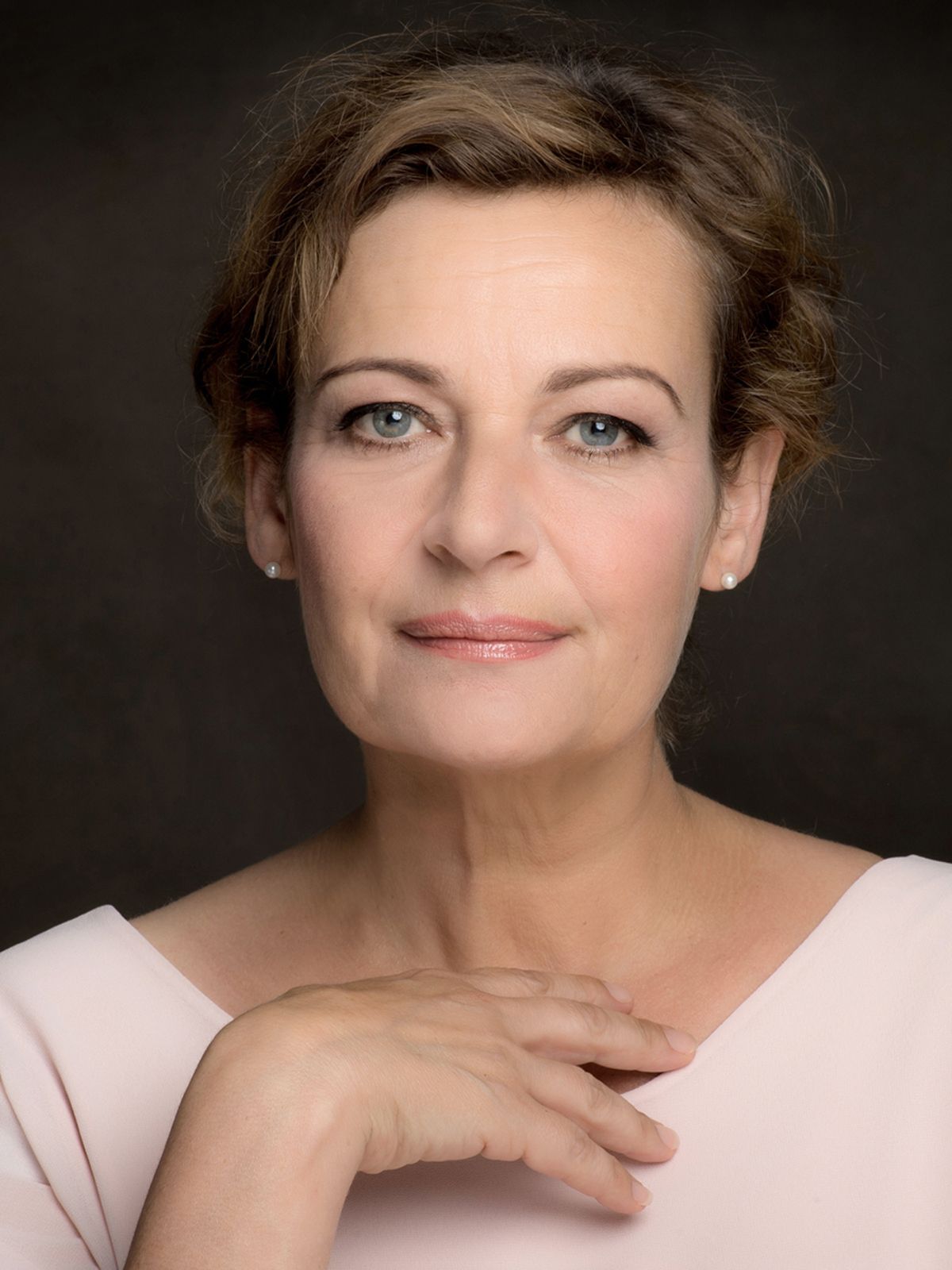 Lilly Forgach - AlloCiné