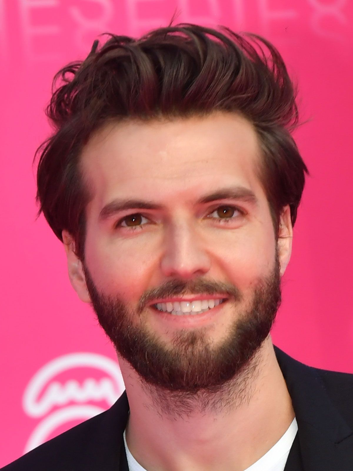 Guy Burnet : Filmographie - AlloCiné