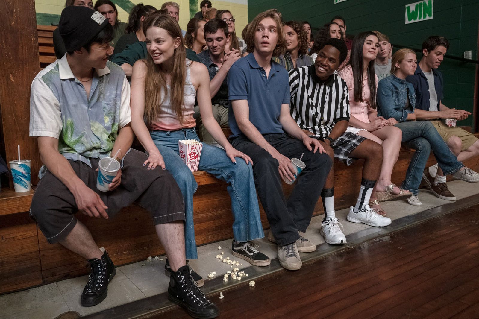 Looking For Alaska : Photo Charlie Plummer, Denny Love, Jay Lee ...