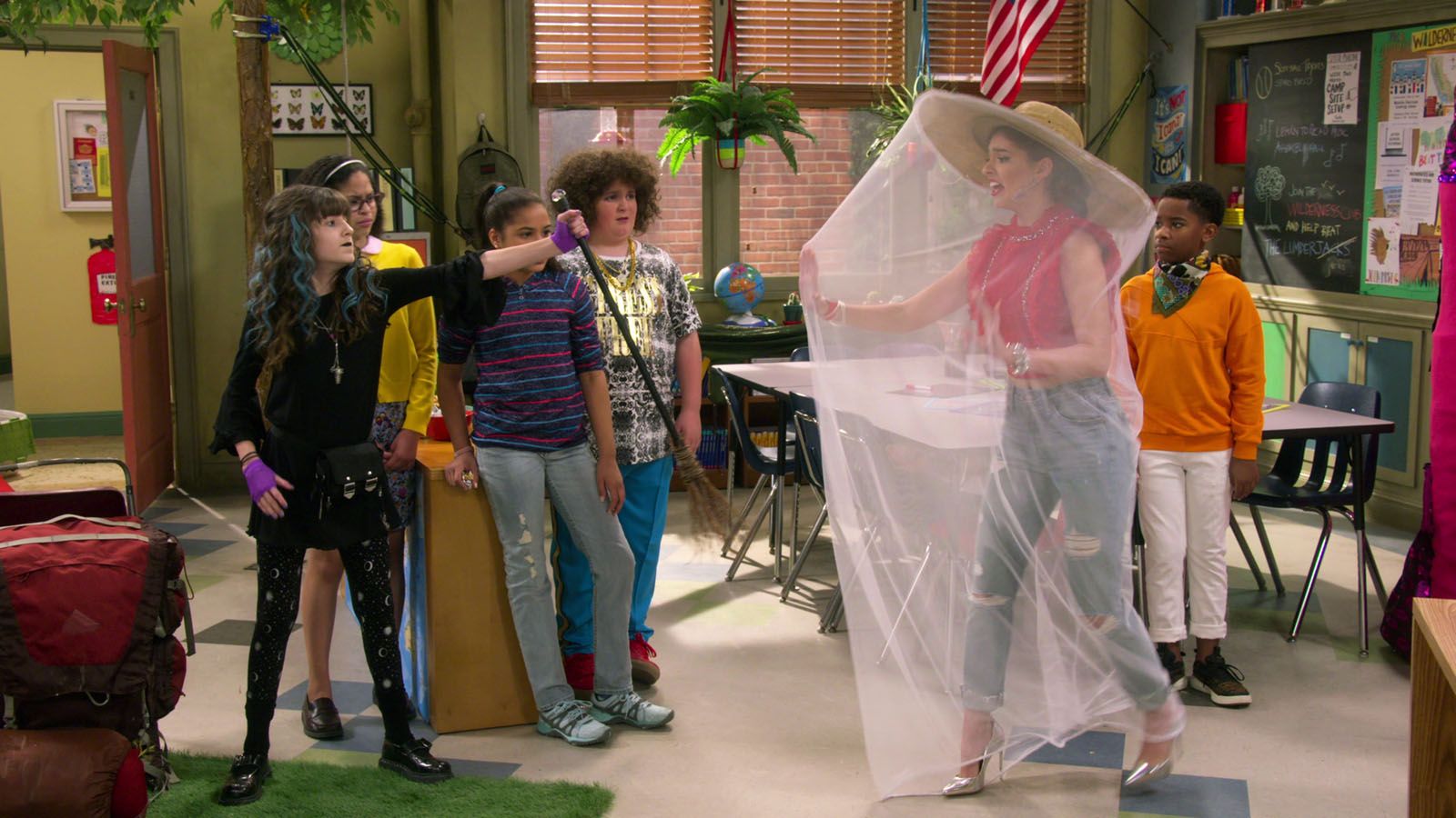 Photo de Kai Calhoun - Photo Bryana Salaz, Symera Jackson, Elie Samouhi ...