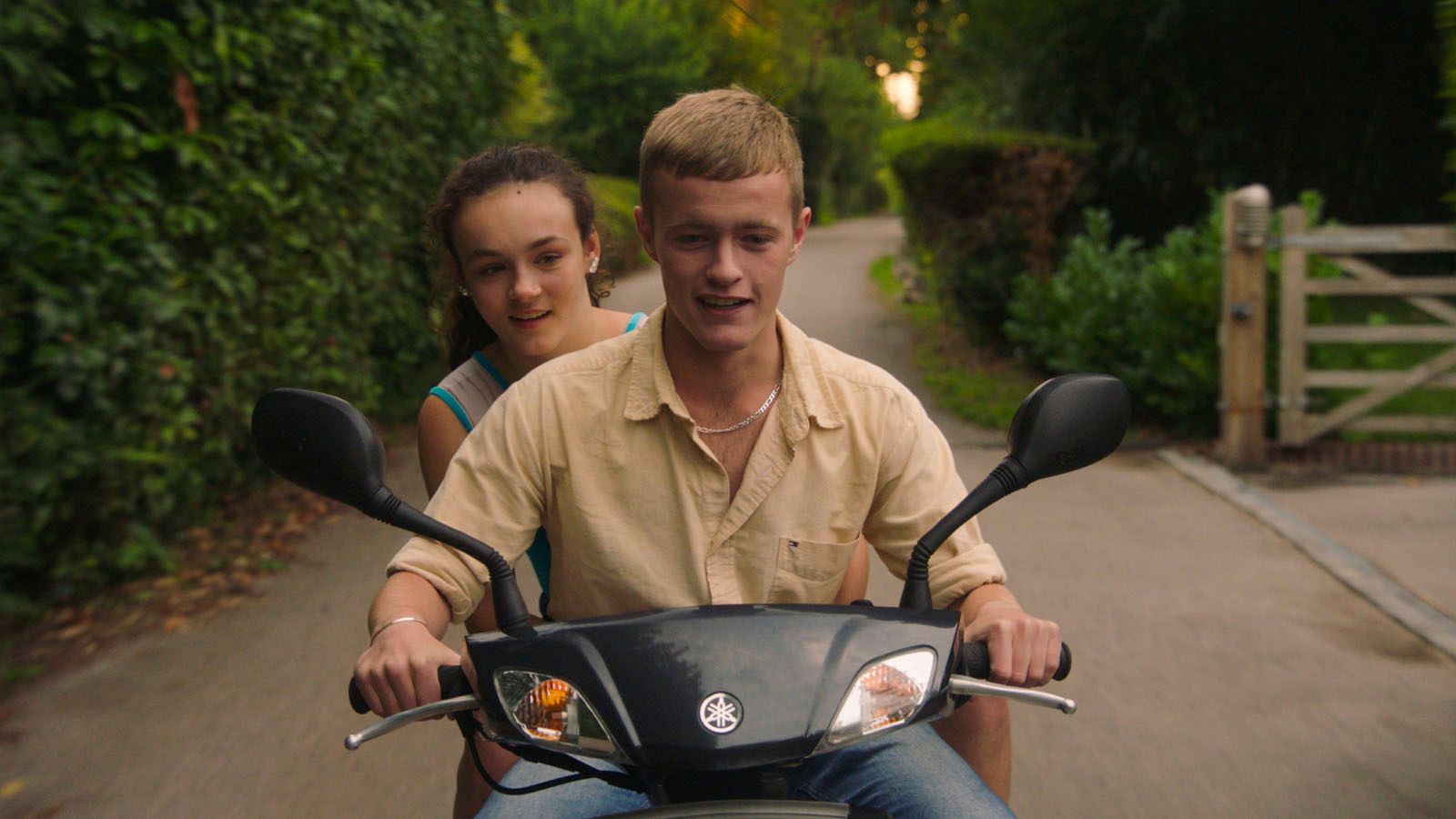 Photo de Frankie Box - L'Envolée : Photo Frankie Box, Alfie Deegan ...