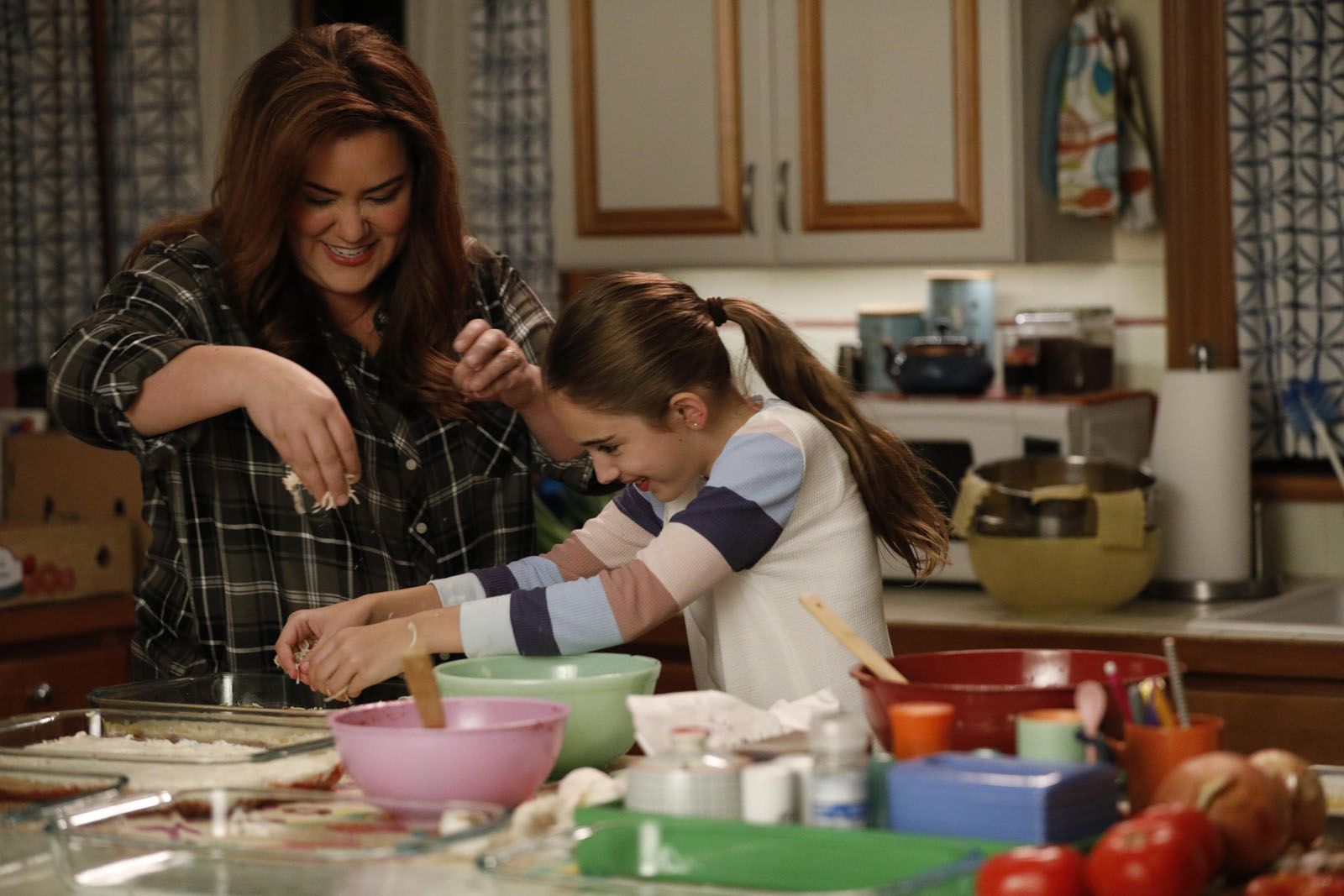 American Housewife (2016) : American Housewife (2016) : Photo Julia Butters, Katy Mixon - 80 sur ...
