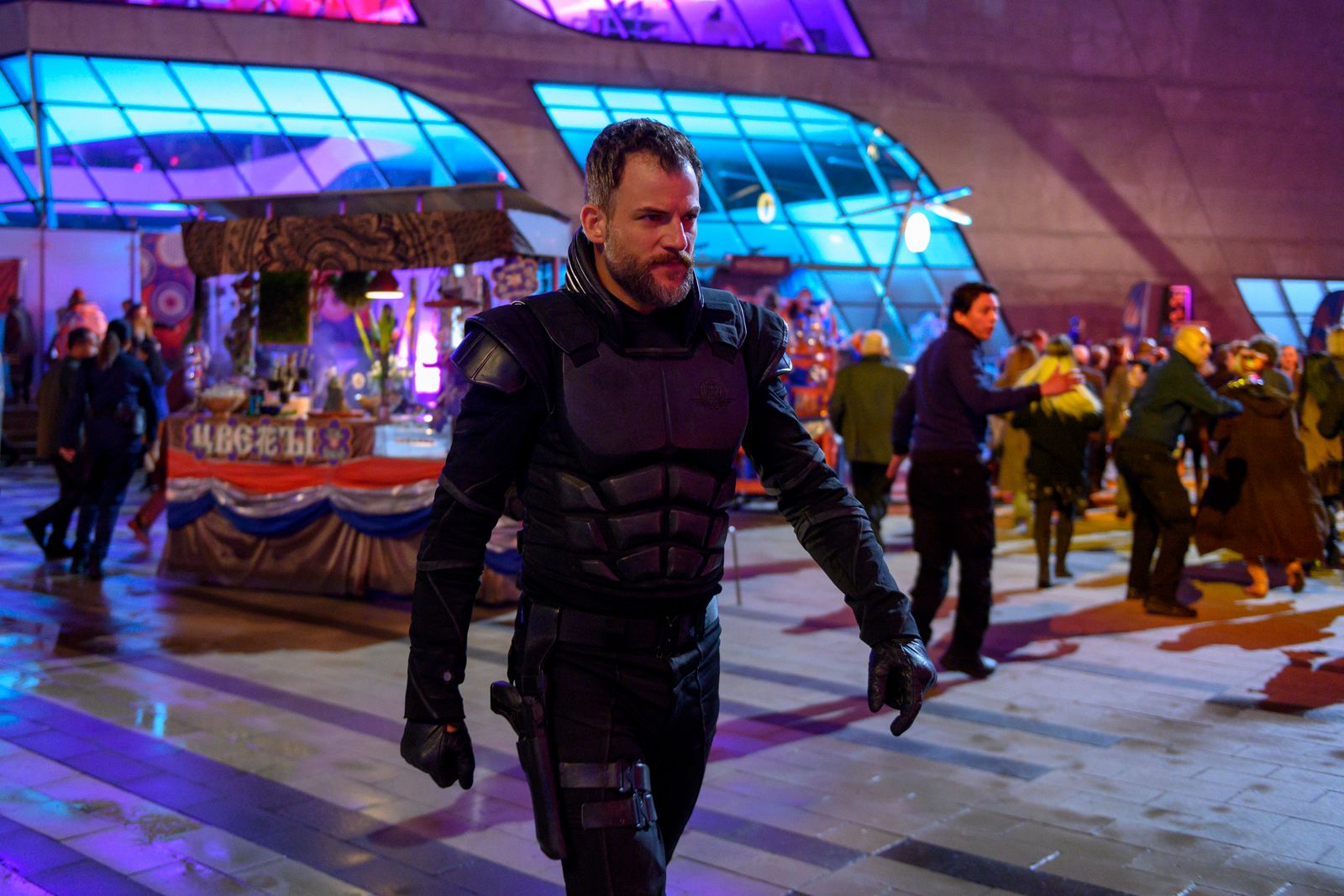 Photo de Torben Liebrecht - Altered Carbon : Photo Torben Liebrecht ...