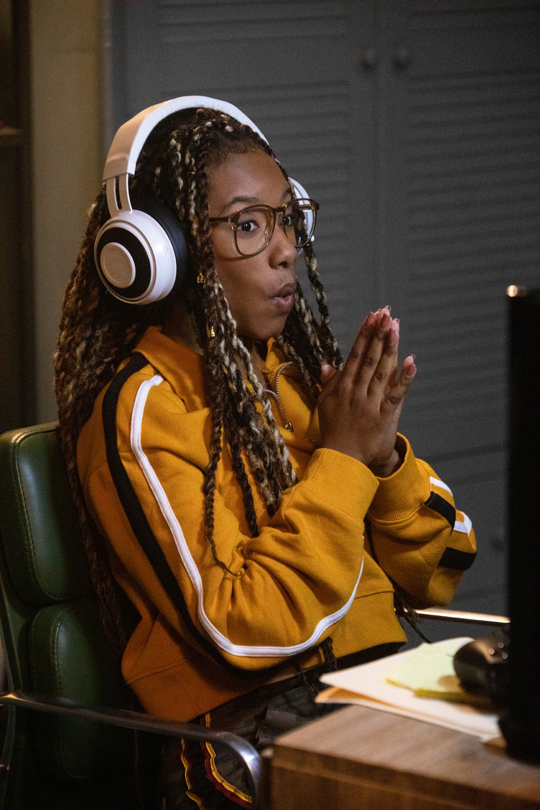 Photo de Imani Hakim - Mythic Quest : Le Festin du Corbeau : Photo Imani Hakim - Photo 2 sur 8 ...