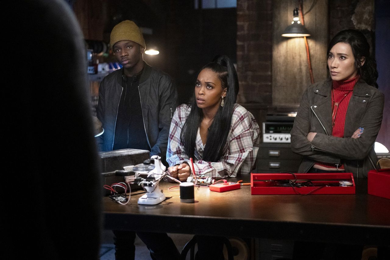 Black Lightning : Black Lightning : Photo Nafessa Williams, Chantal ...