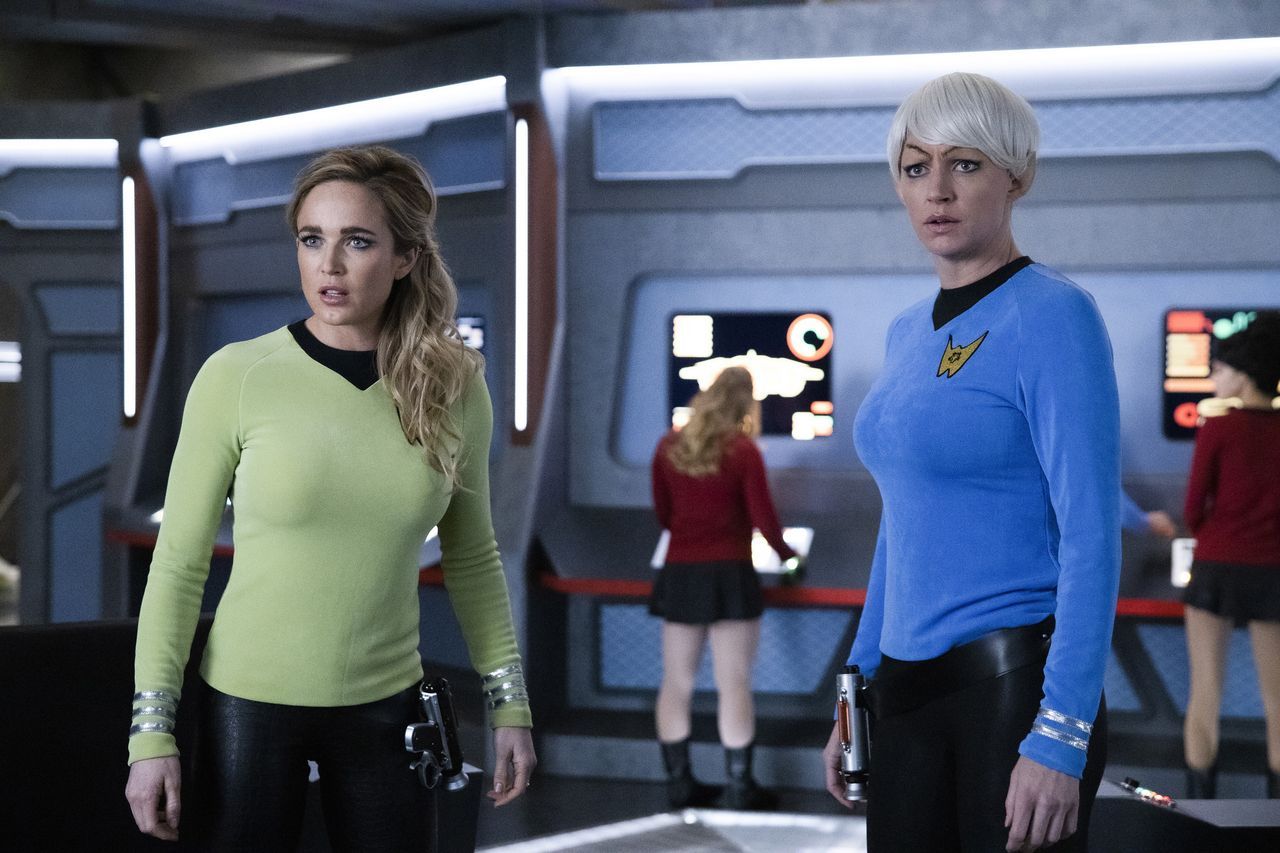 DC's Legends of Tomorrow : DC's Legends of Tomorrow : Photo Caity Lotz ...