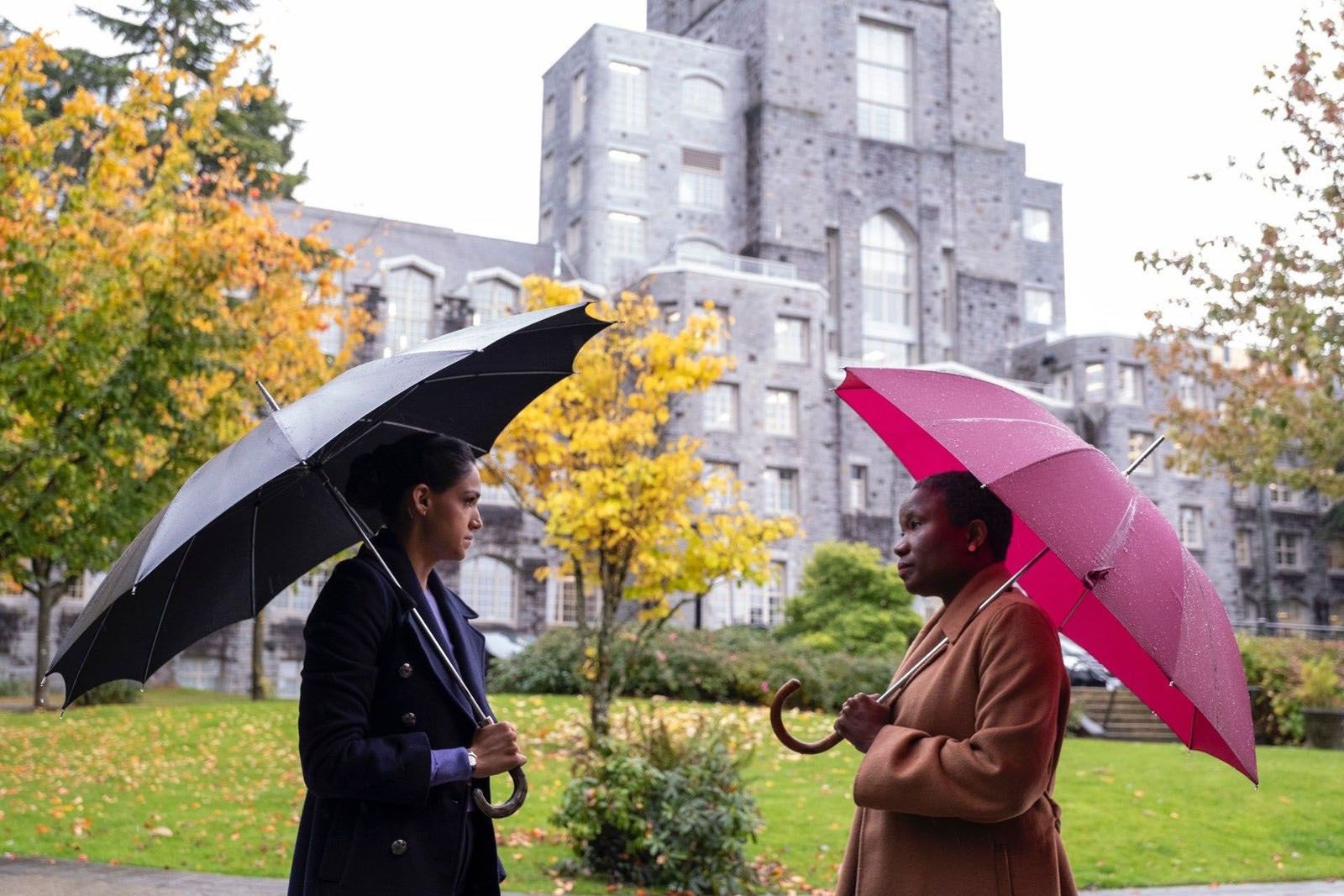 Photo de June Carryl - Photo June Carryl, Ariana Guerra - Photo 1 sur 6 ...