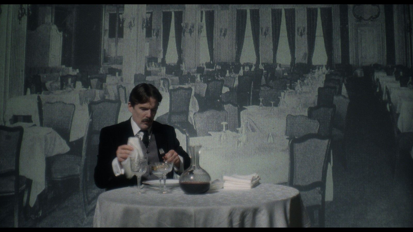 Photo de Ethan Hawke - Tesla : Photo Ethan Hawke - Photo 68 sur 313 ...