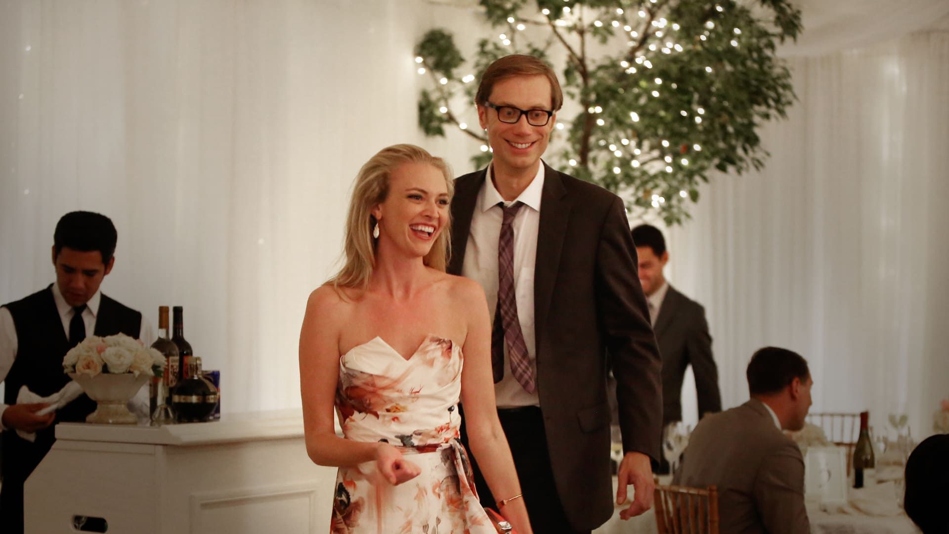 Poster Hello Ladies saison 1 - Affiche 3 sur 14 - AlloCiné