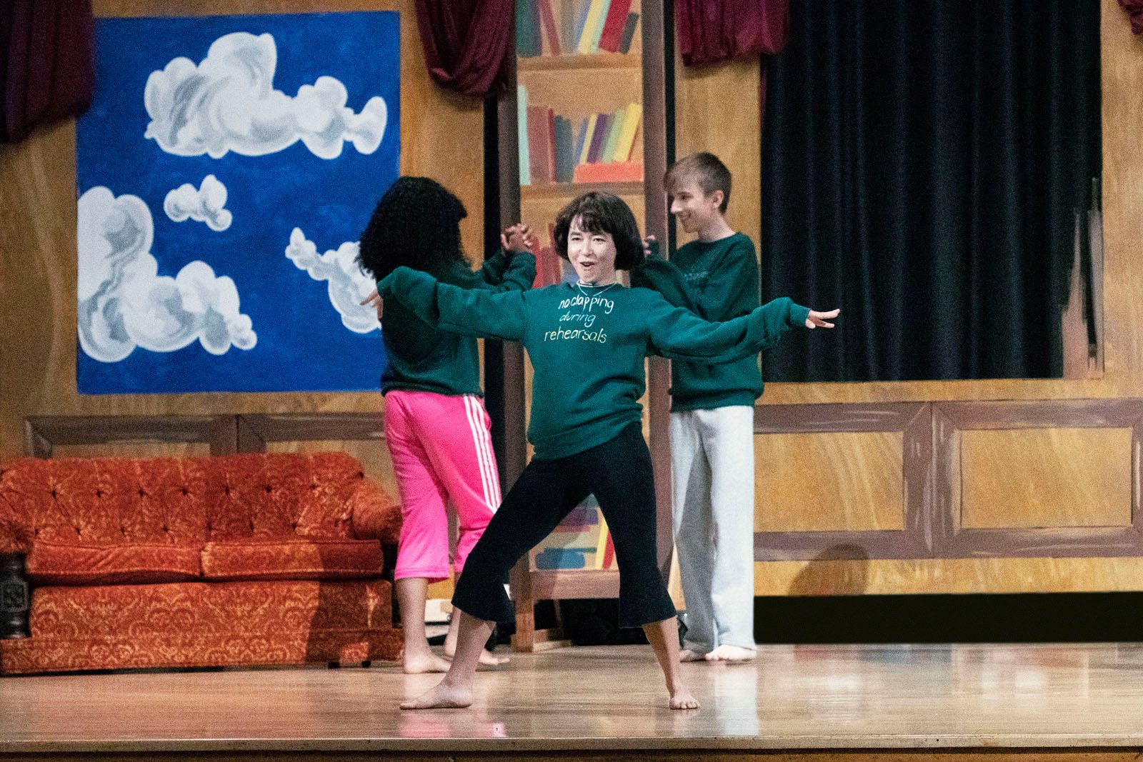 Photo de Ivan Mallon - PEN15 : Photo Maya Erskine, Ivan Mallon - Photo ...