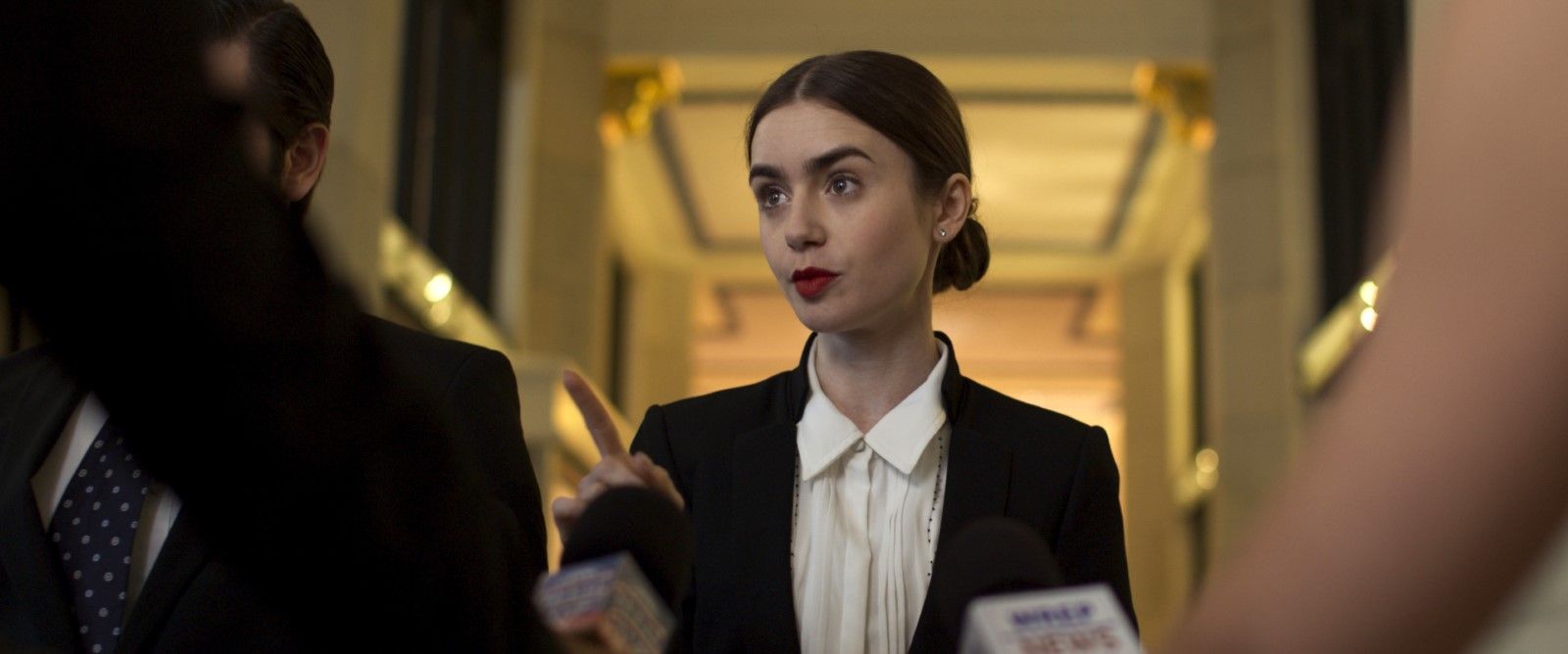 Photo de Lily Collins - Bloodline : Photo Lily Collins - Photo 42 sur ...