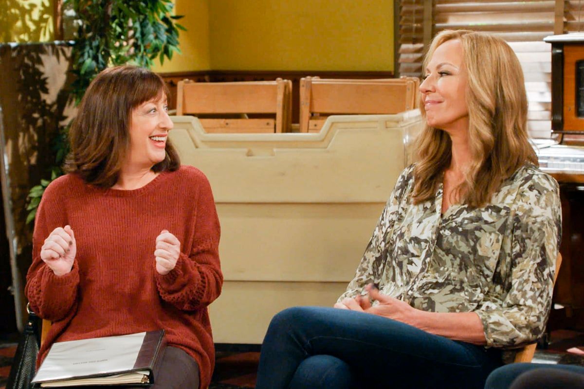 Photo de Allison Janney - Mom : Photo Beth Hall, Allison Janney - Photo ...