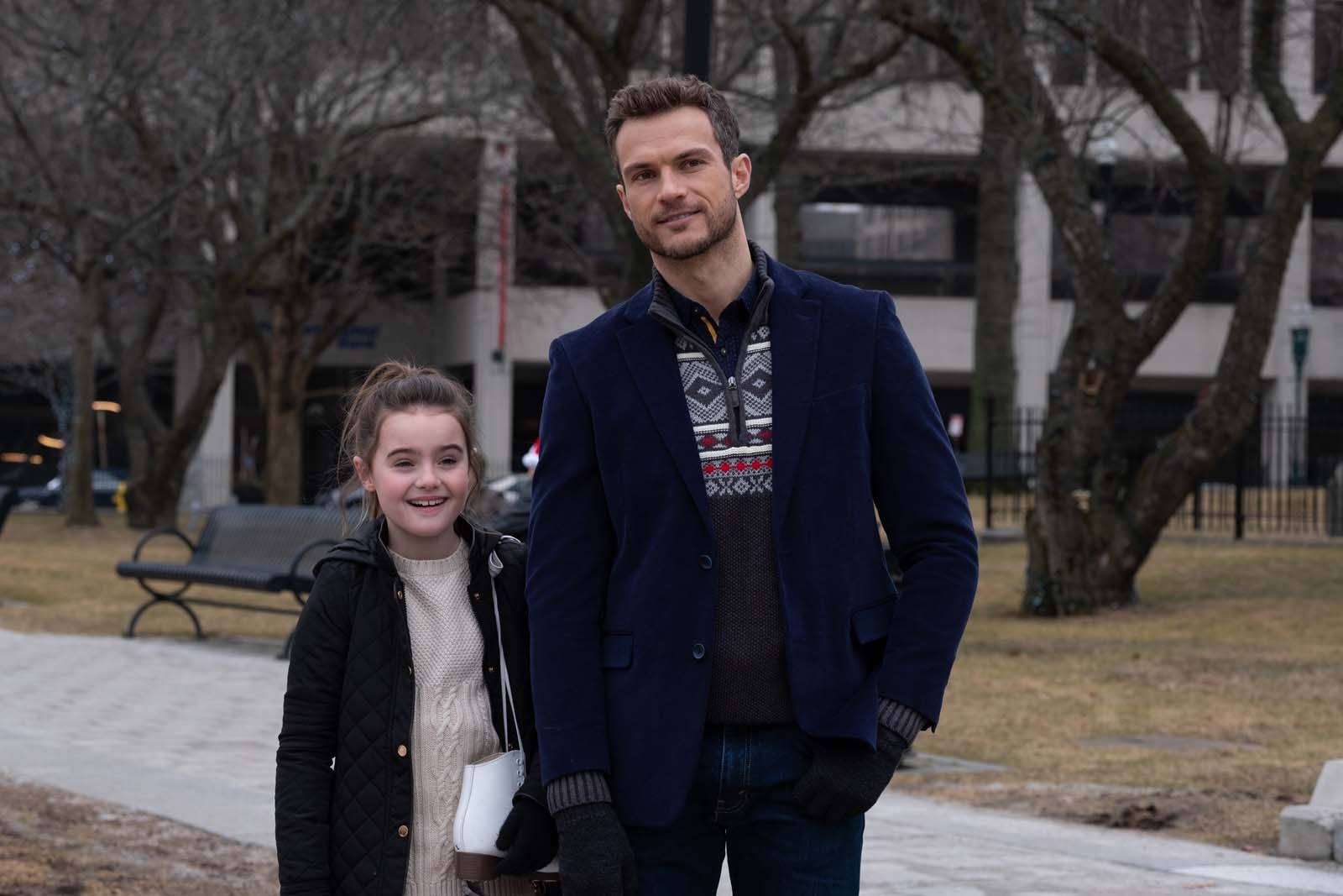 Photo de Meara Mahoney-Gross - Christmas On Ice : Photo Ryan Cooper ...