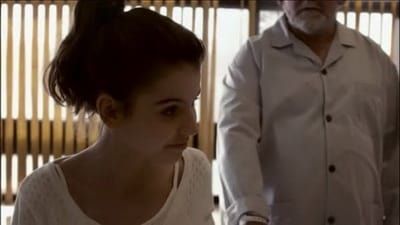 Poster Les Bracelets rouges saison 1 - Affiche 17 sur 38 - AlloCiné