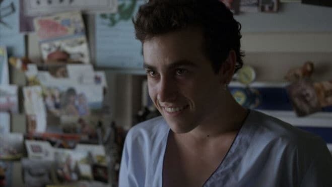 Poster Les Bracelets rouges saison 2 - Affiche 15 sur 38 - AlloCiné