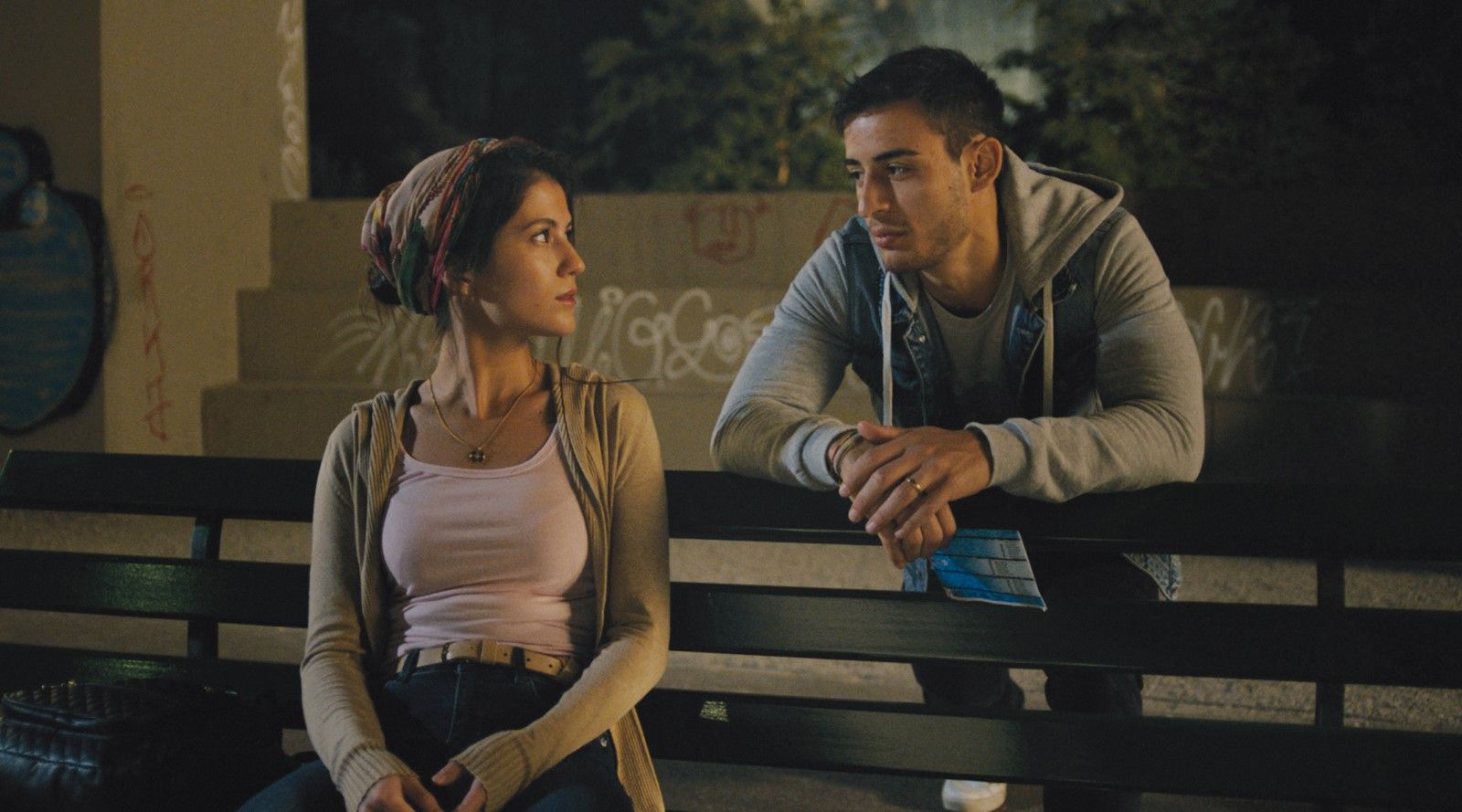 Photo de Burak Ateş - Les Amours de Beyto : Photo Burak Ateş, Ecem ...