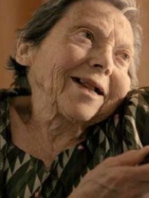 Maria Ros - AlloCiné