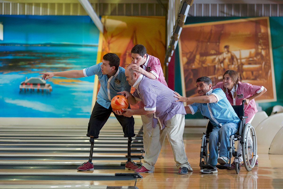 Vestiaires : Photo Adda Abdelli, Luc Rodriguez, Anaïs Fabre, Alexandre ...