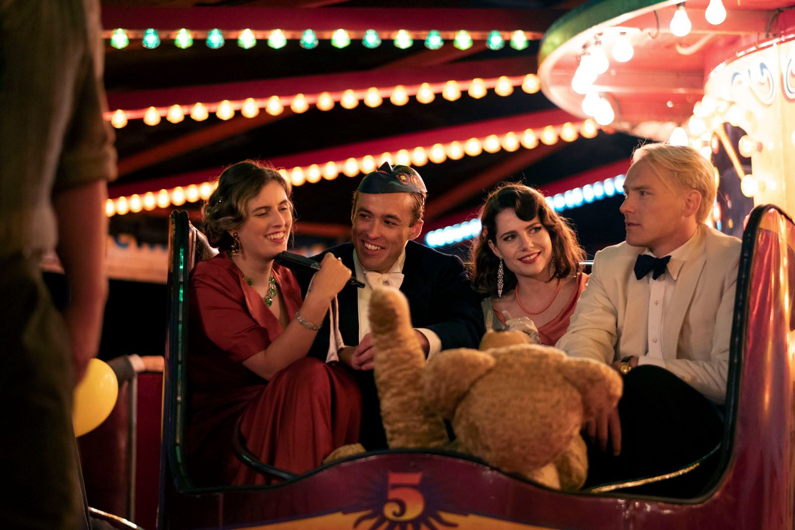 Photo de Nicholas Banks - Pourquoi pas Evans ? : Photo Lucy Boynton ...