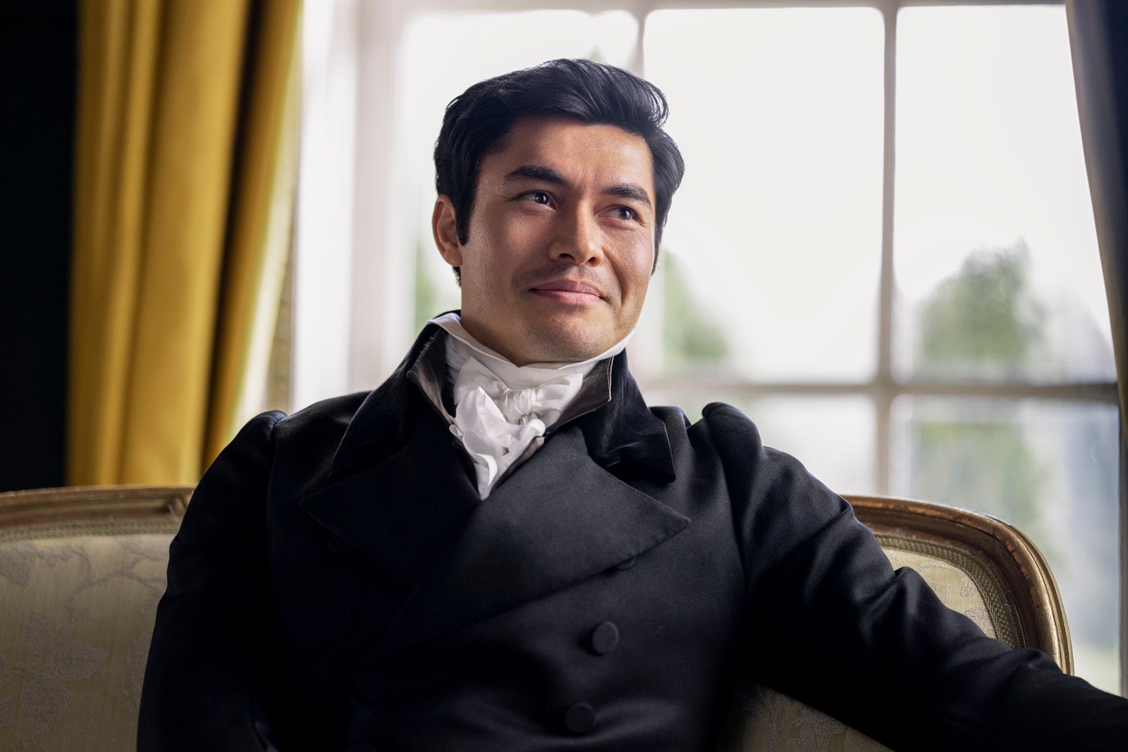 Photo de Henry Golding - Persuasion : Photo Henry Golding - Photo 7 sur ...
