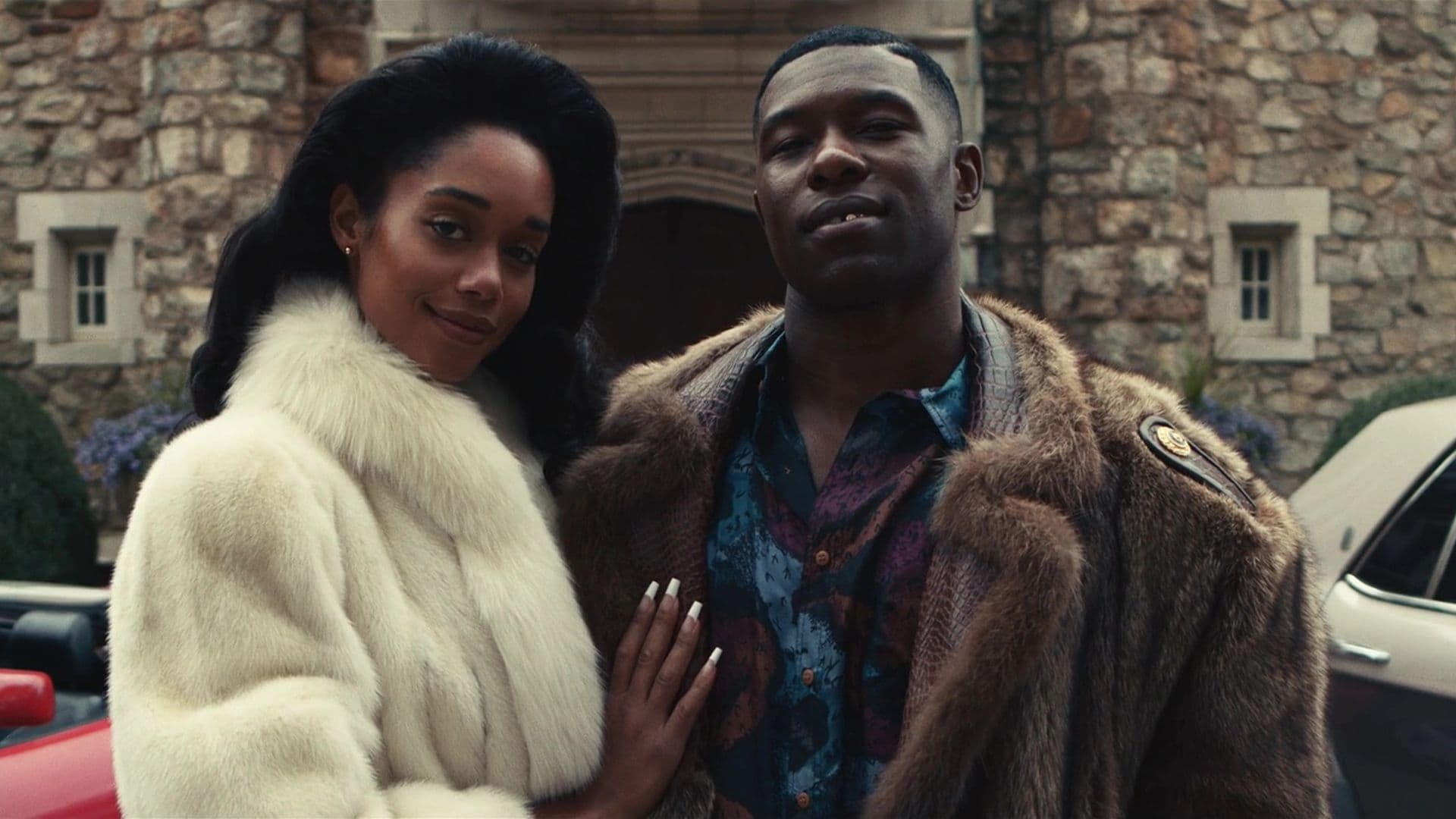 Poster Mike saison 1 - Affiche 4 sur 7 - AlloCiné