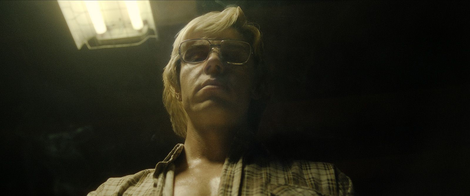 Dahmer : Monstre - L'histoire de Jeffrey Dahmer : Photo Evan Peters - 21 sur 26 - AlloCiné