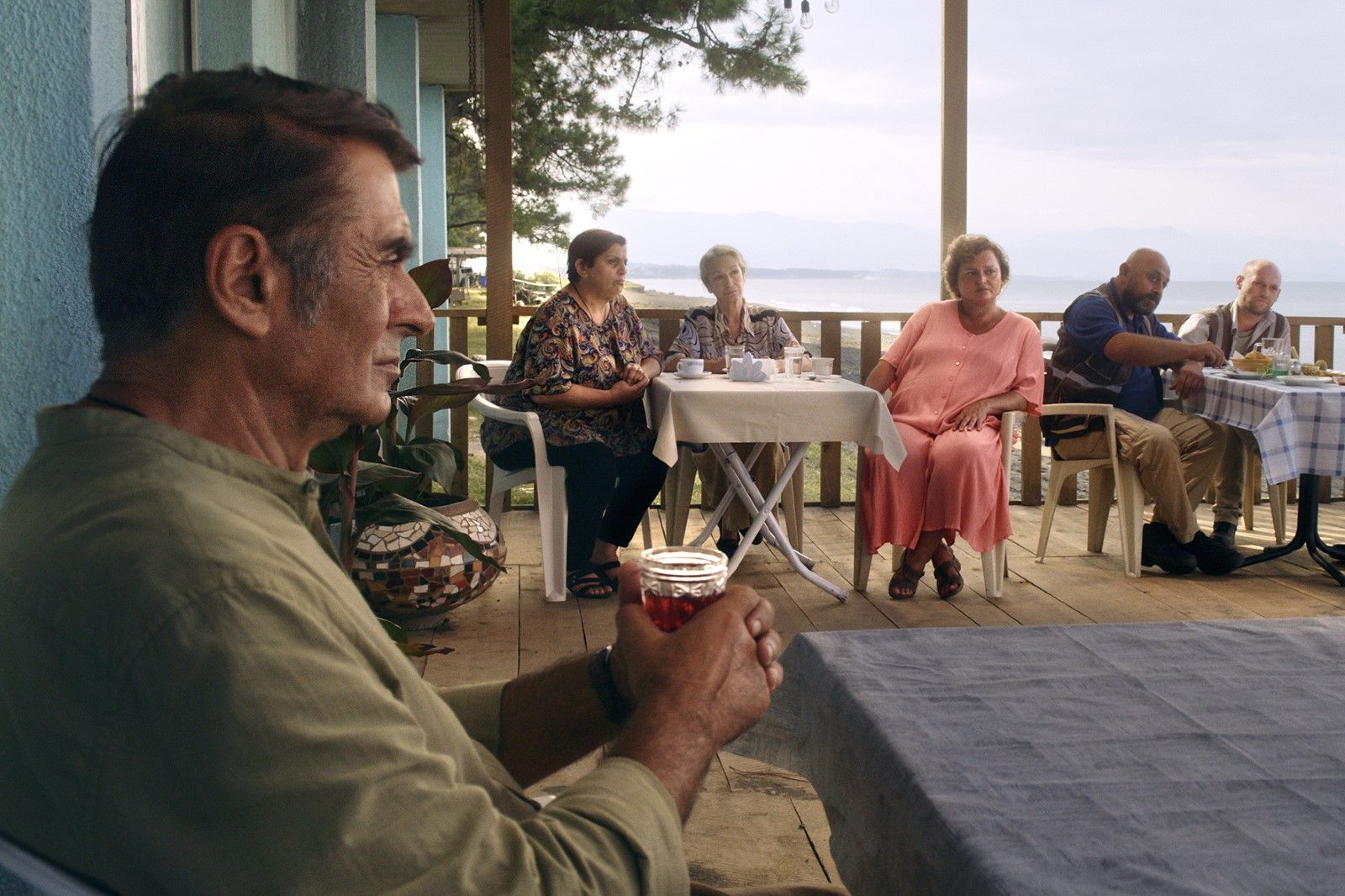 Photo du film Wet Sand - Photo 2 sur 7 - AlloCiné