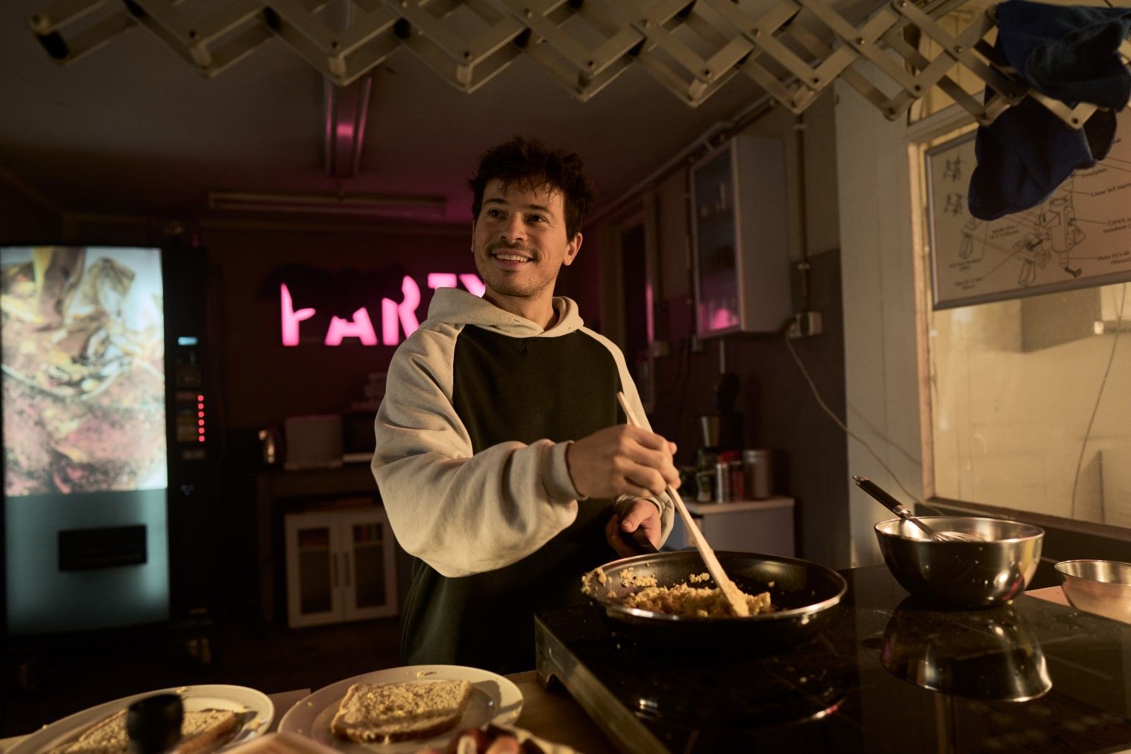 Photo du film The Takeover - Photo 29 sur 46 - AlloCiné