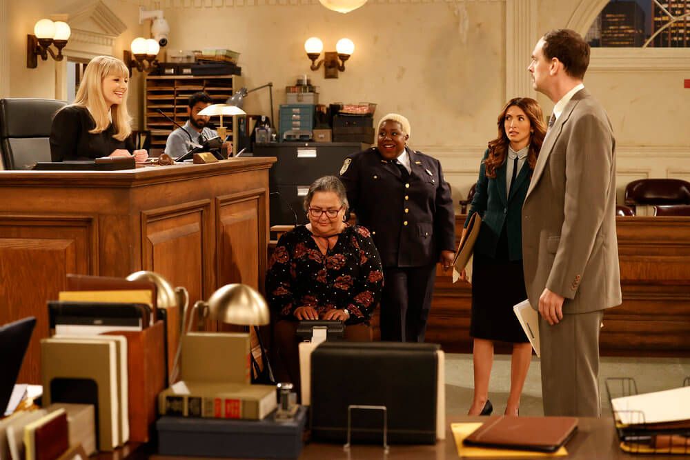 Night Court (2023) : Photo Lacretta, Melissa Rauch, India De Beaufort ...