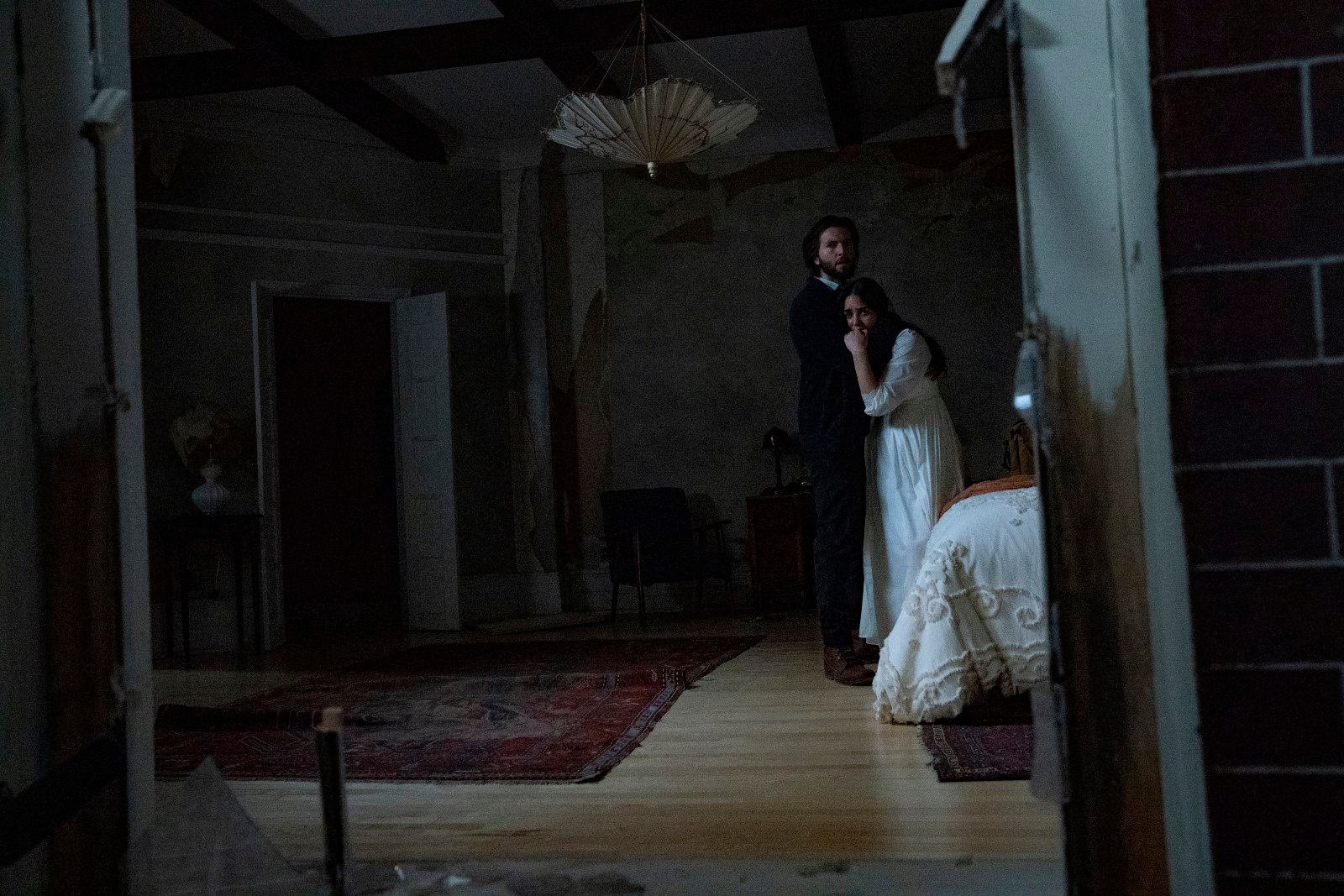 Photo du film Alitée - Photo 3 sur 18 - AlloCiné