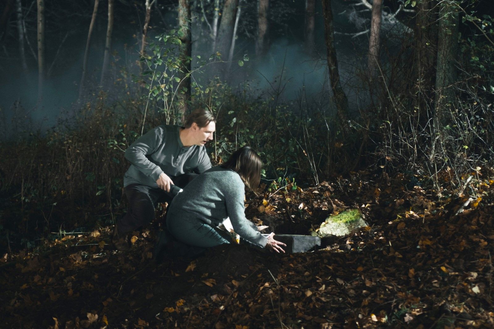 Photo du film Evil Forest - Photo 6 sur 10 - AlloCiné