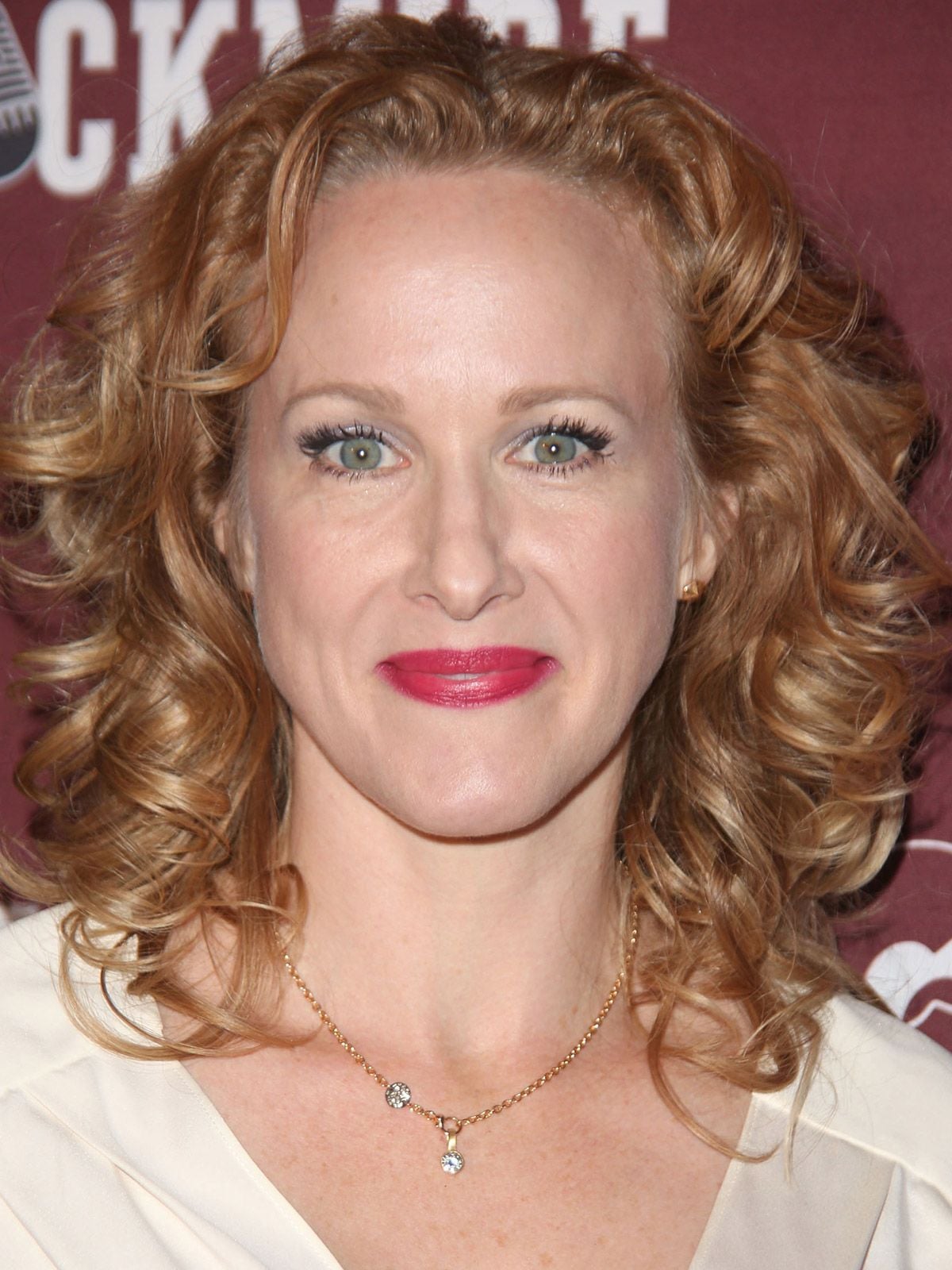 Katie Finneran - AlloCiné