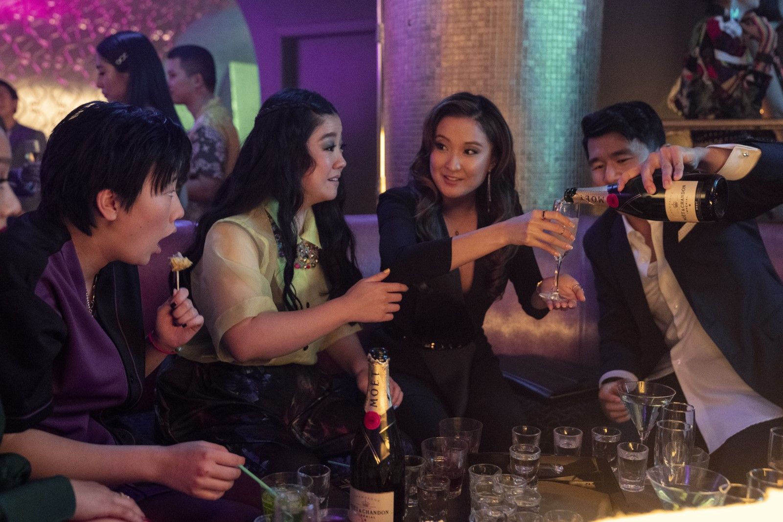 Photo de Sherry Cola - Joy Ride : Photo Sabrina Wu, Ashley Park, Ronny ...