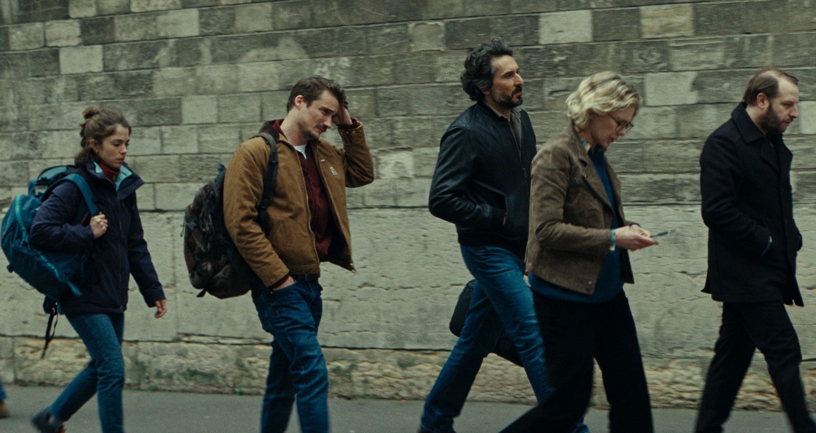 Photo du film Vivants - Photo 6 sur 9 - AlloCiné