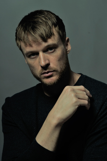 James McVan - AlloCiné