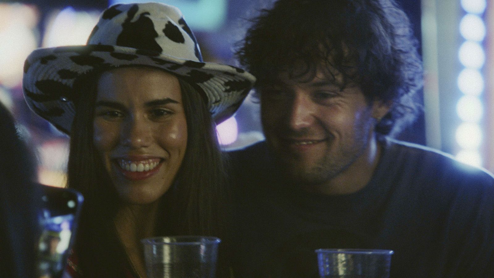 Threesome (2021) : Threesome (2021) : Photo - 4 sur 18 - AlloCiné